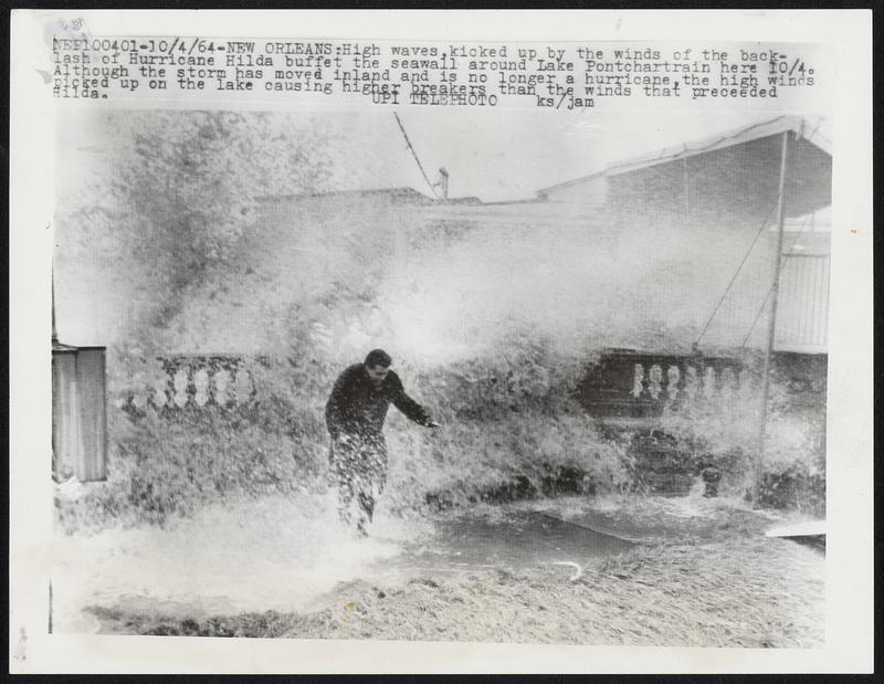 New Orleans: High waves, kicked up by the winds of the backlash of ...