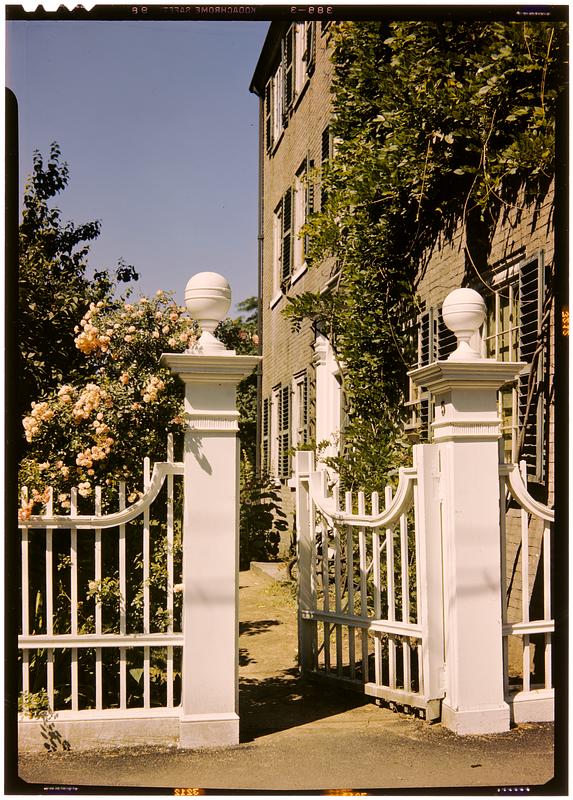 Salem, gate posts - Digital Commonwealth