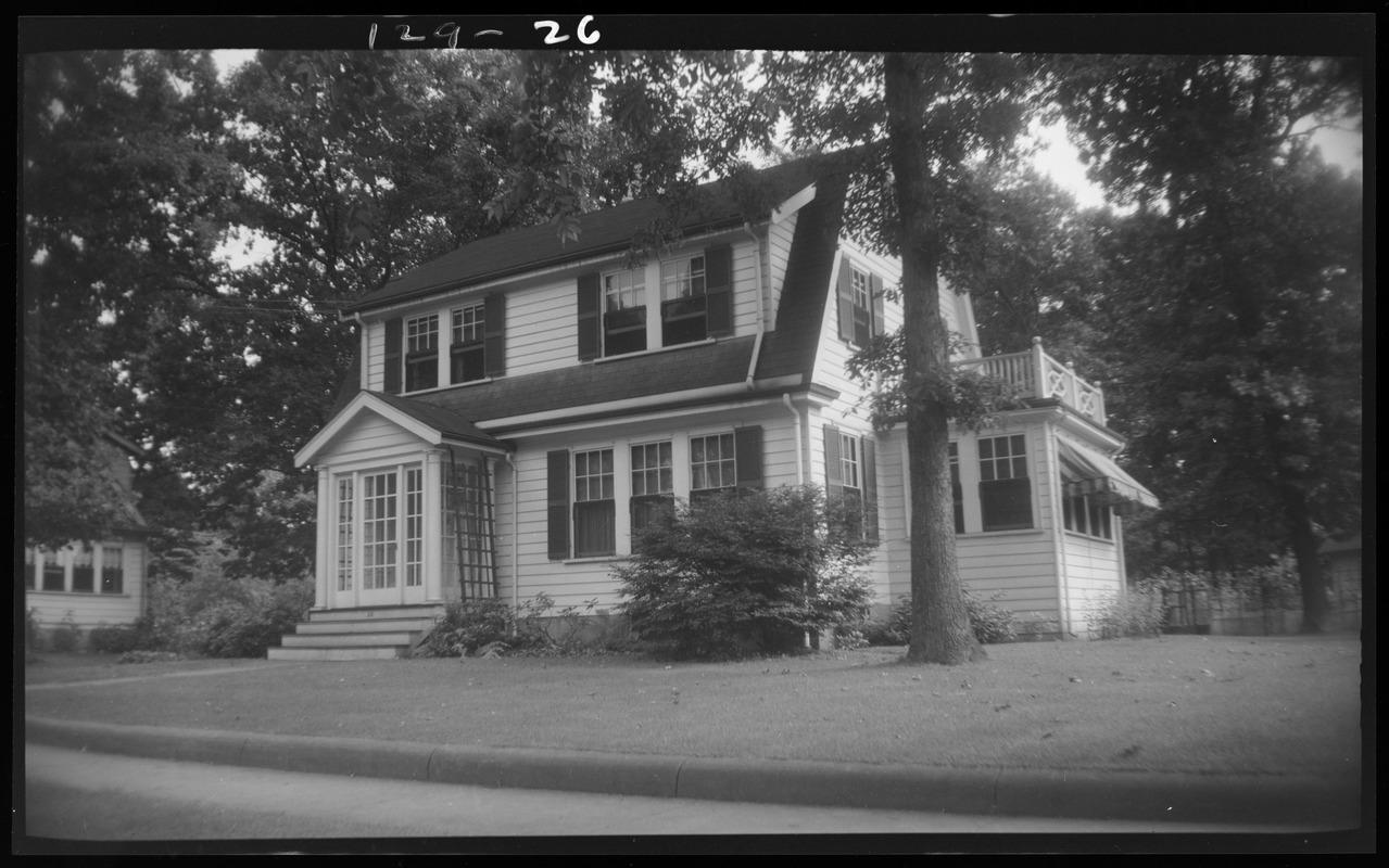 26 Gordon Rd - Digital Commonwealth