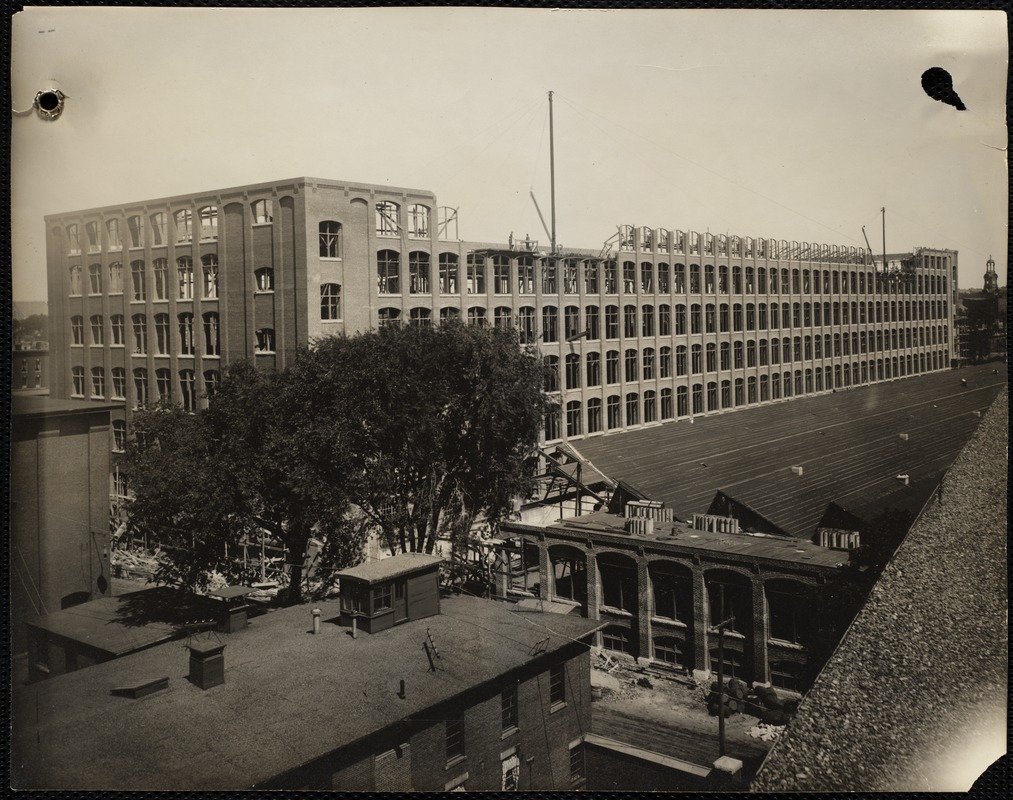 Pacific Mills, new worsted mill, looking northerly from roof of #7 ...