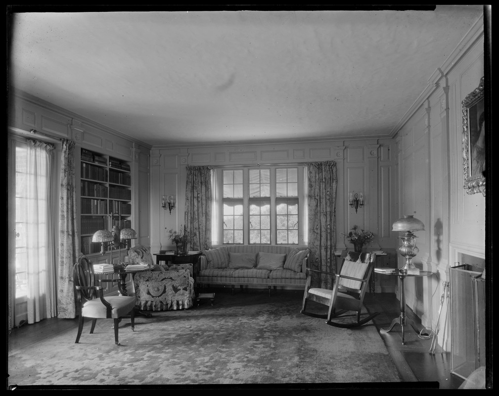 Hillingdon: interior/library - Digital Commonwealth