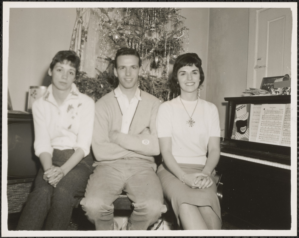 George, Mary, Tommy, Patricia V. George E. Graney + family - Digital ...