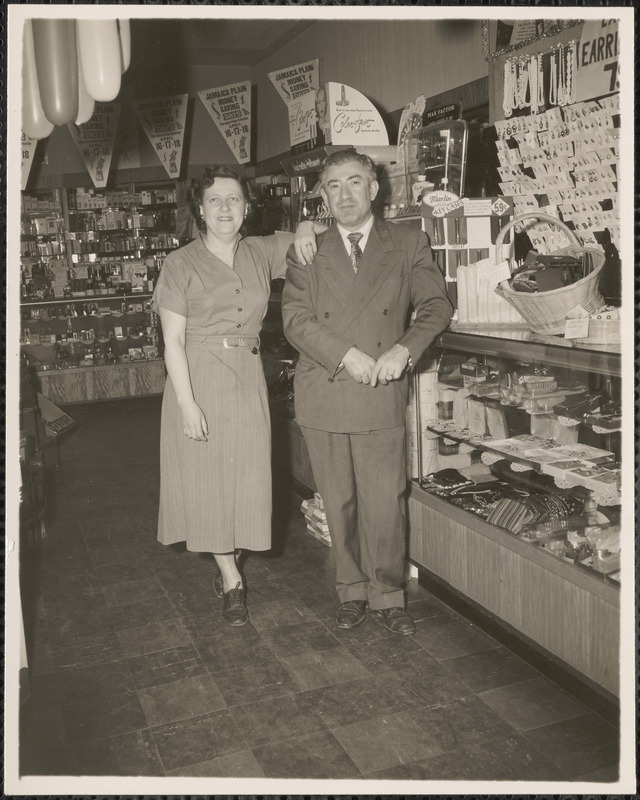 Eli Erlich [and Mrs. Erlich] - Digital Commonwealth