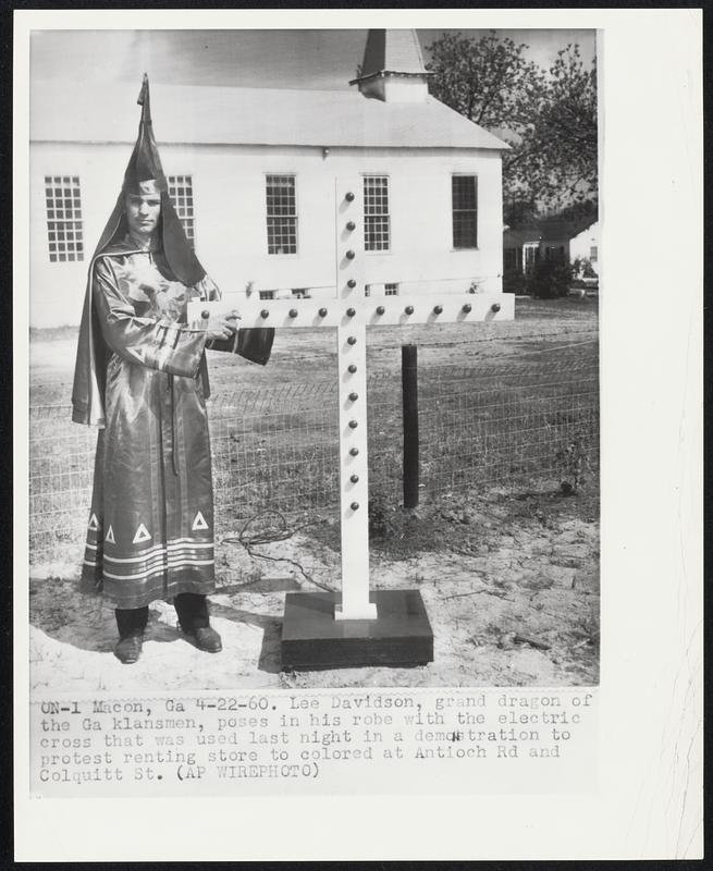 Lee Davidson, grand dagron of the Ga klansmen, poses in his robe with ...