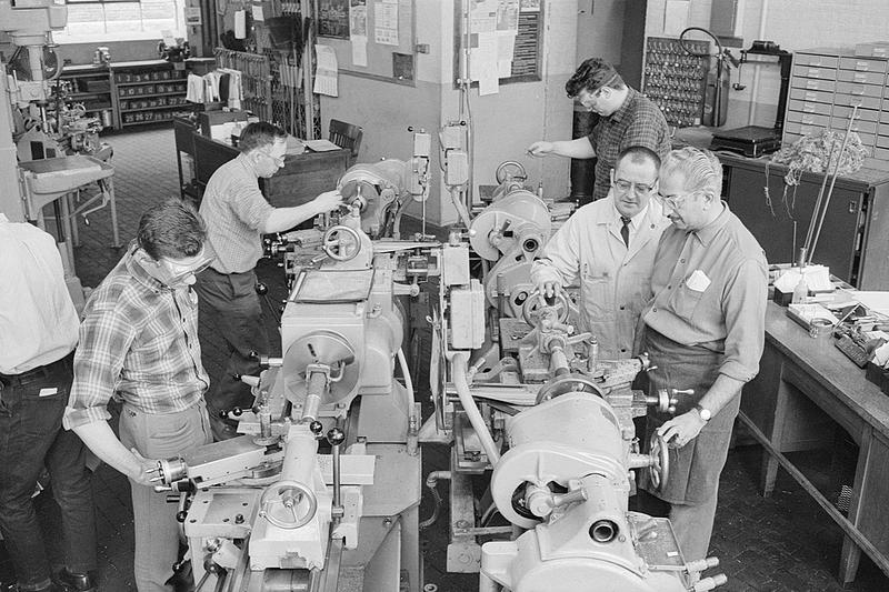 Machine operators training class, Vocational School, New Bedford ...