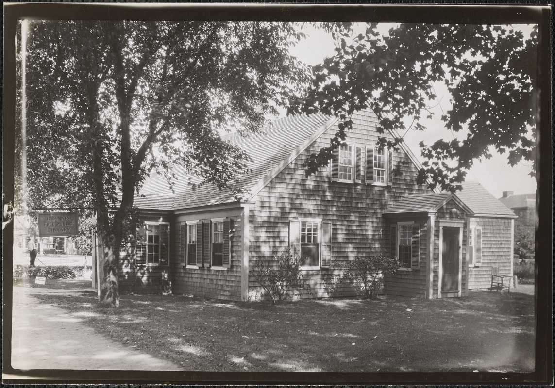 Hyannis Public Library - Digital Commonwealth