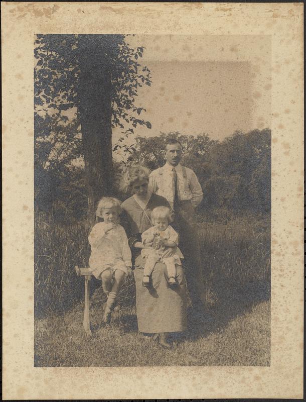 White family - Digital Commonwealth