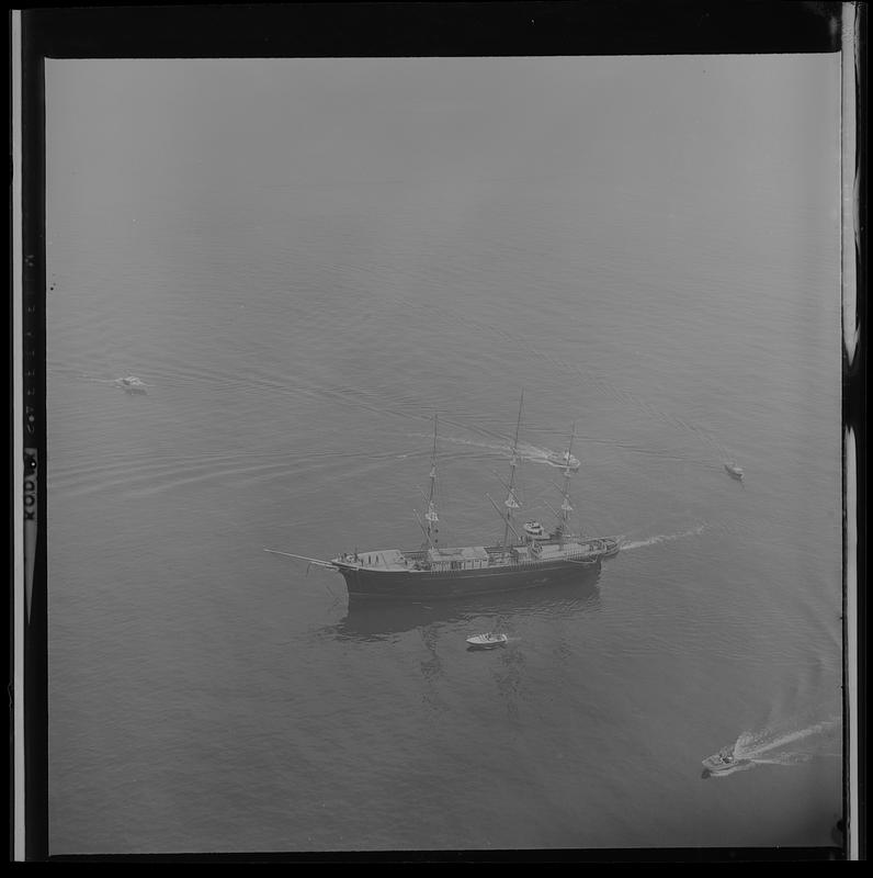 Clipper ship replica Flying Cloud - Digital Commonwealth