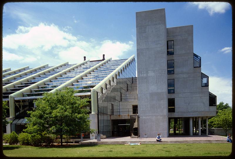 George Gund Hall, Harvard Univ., Kirkland & Quincy St. - Digital ...