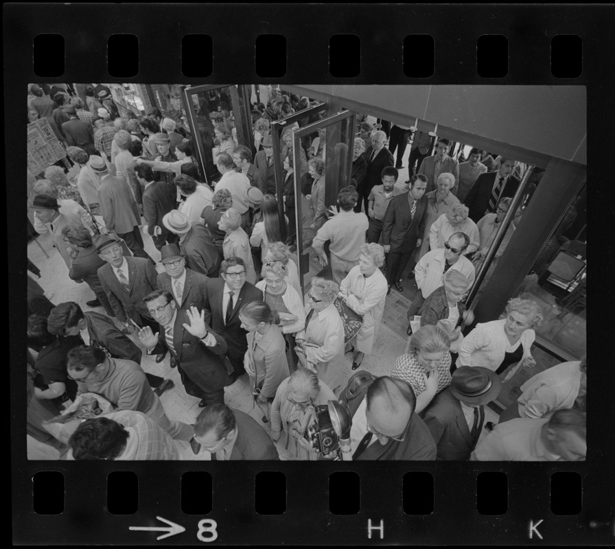 Woolworth's opening day - Digital Commonwealth