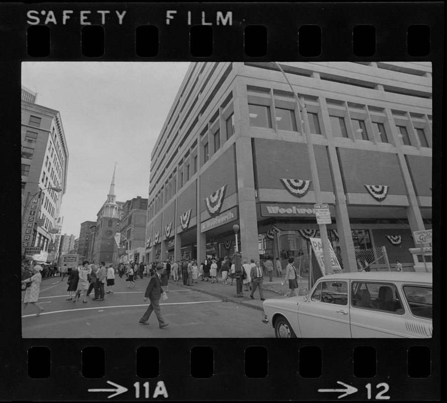 Woolworth's opening day - Digital Commonwealth