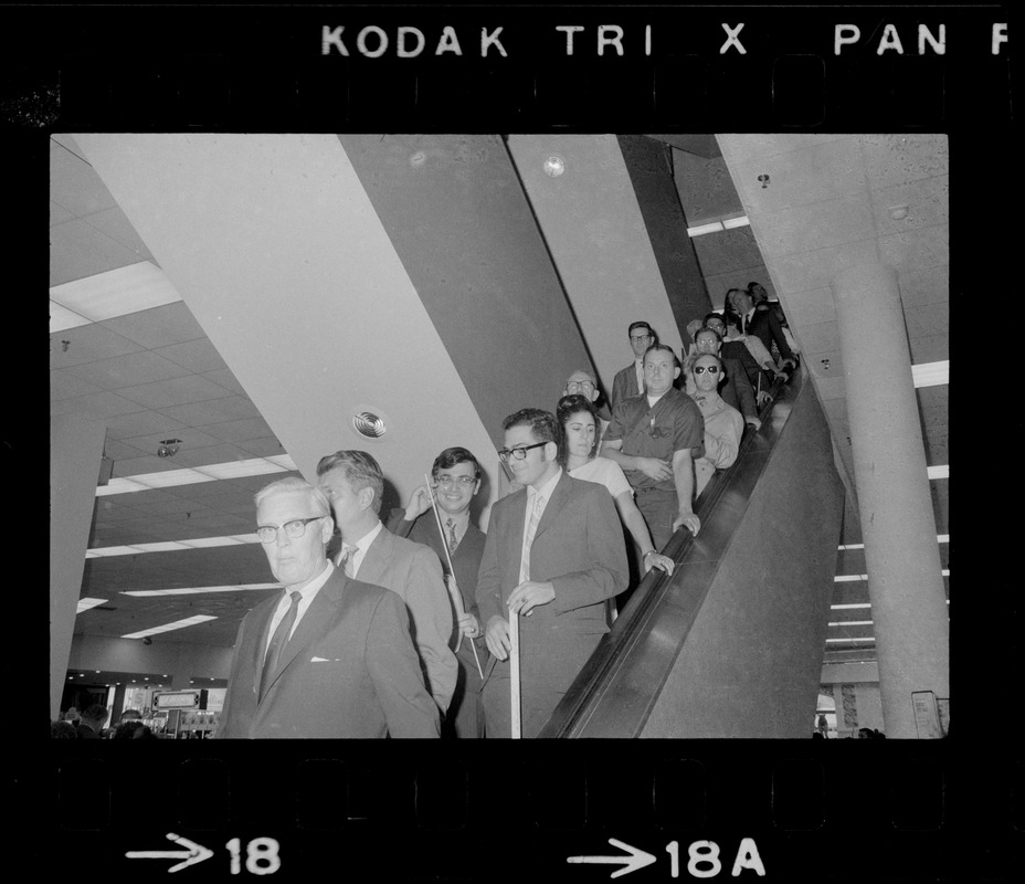 Woolworth's opening day - Digital Commonwealth