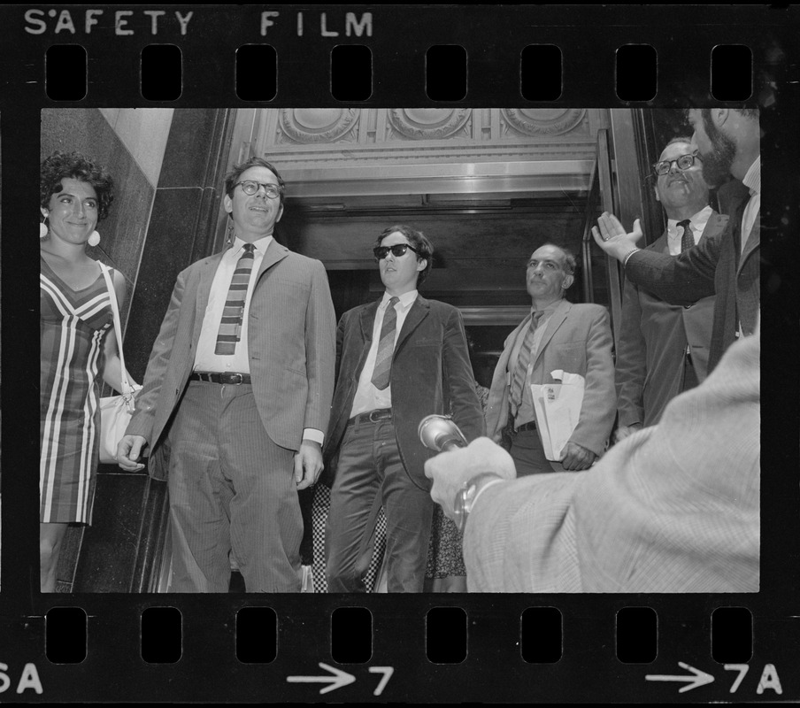 Marcus Raskin, left, Harvard graduate student Michael Ferber, center ...