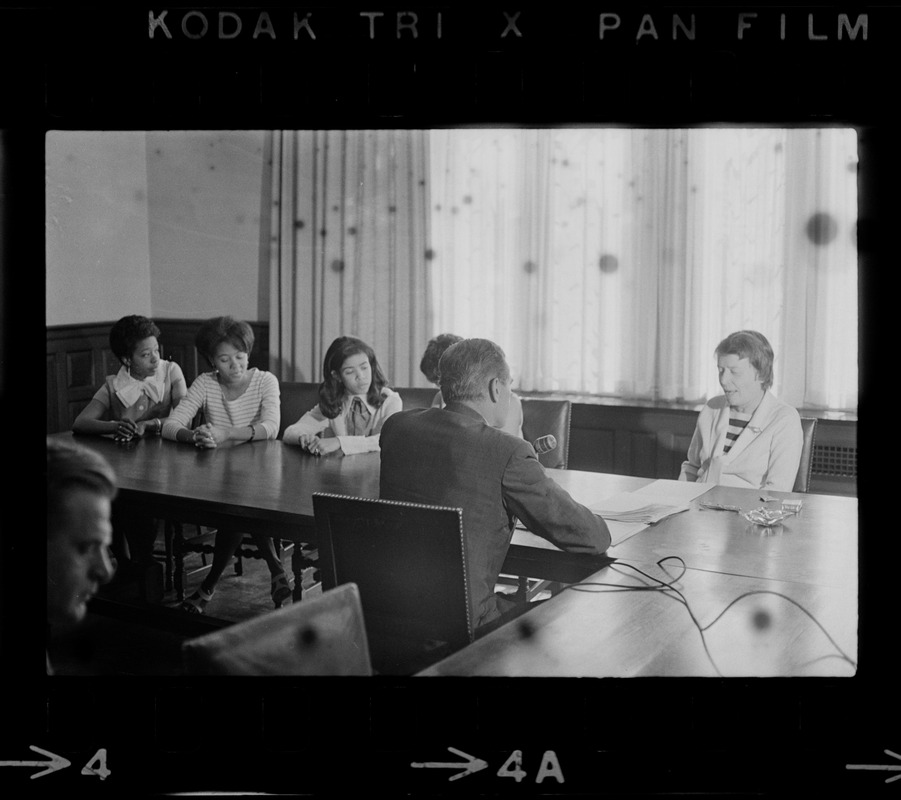 Man interviewing Wellesley College students Francine Rusan, Nancy Gist ...