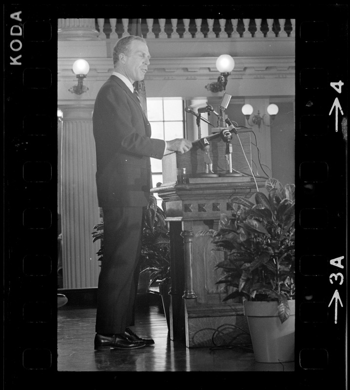 Boston Mayor Kevin White delivering State of the City address at ...