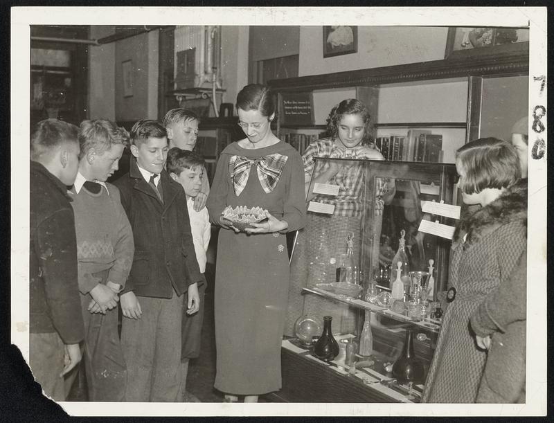 Small folks at the Parlin Memorial Public Library. Everett, clustered ...