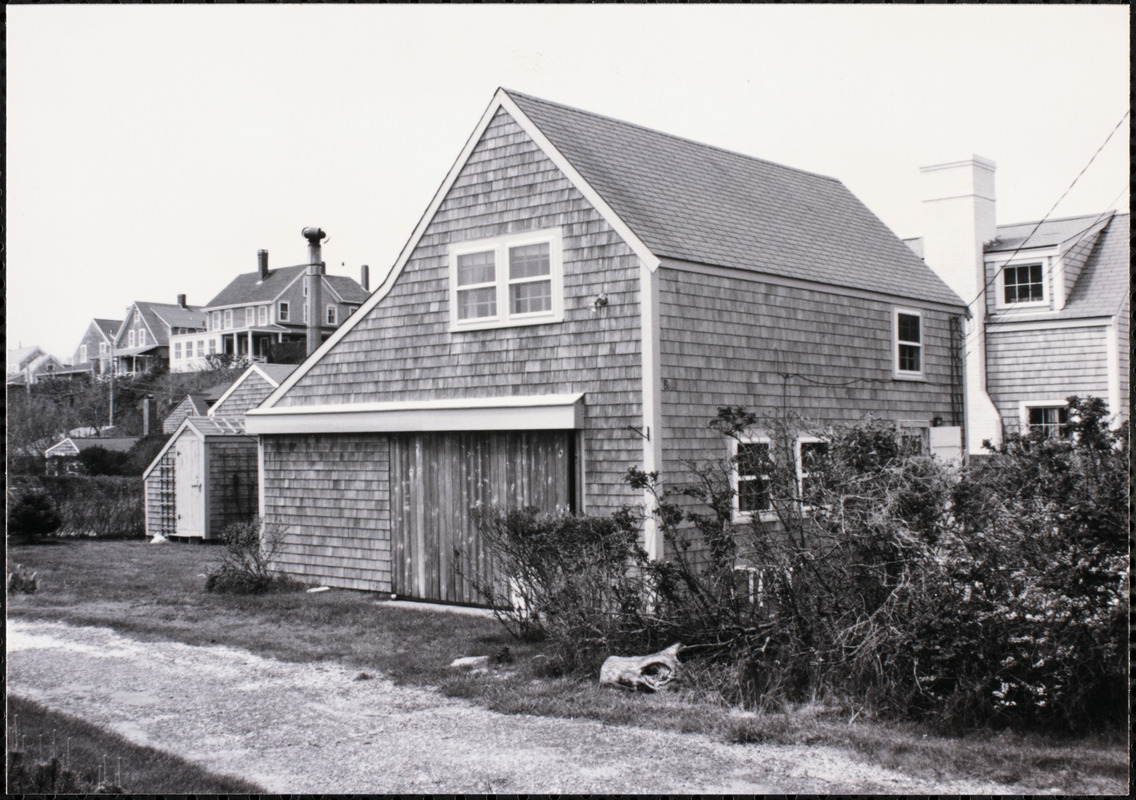 8 North Gully Road - Digital Commonwealth