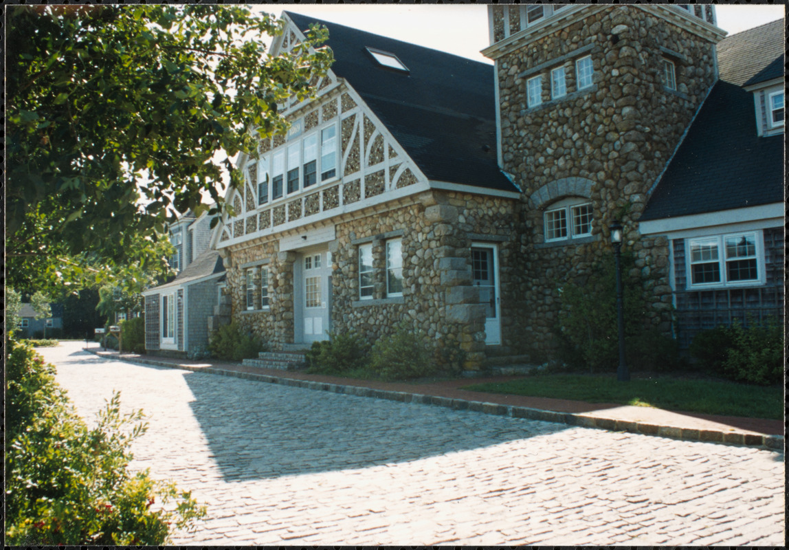 5A Stone Barn Way - Digital Commonwealth