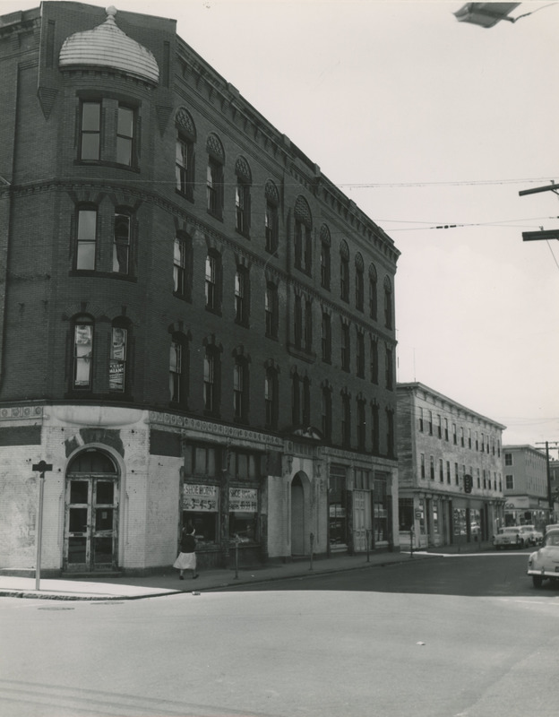 Hampshire and Common Streets - Digital Commonwealth