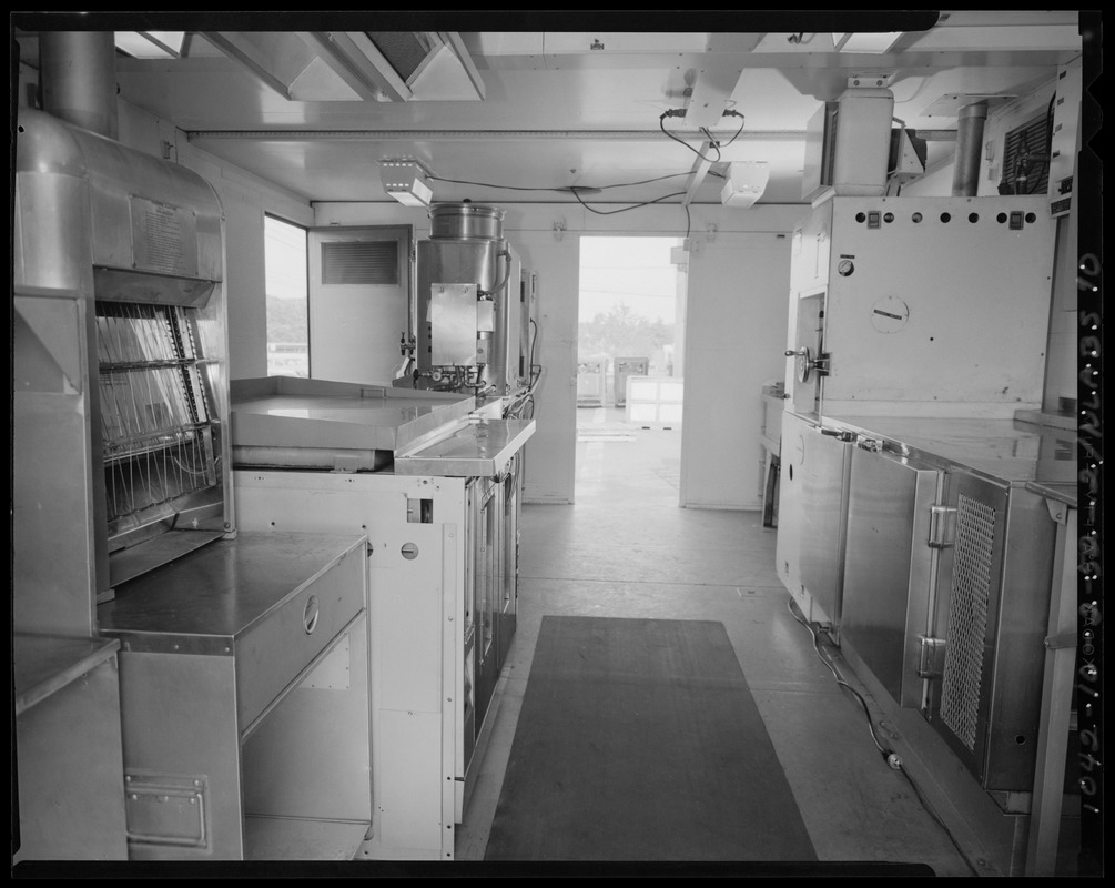 Bare base kitchen - Digital Commonwealth