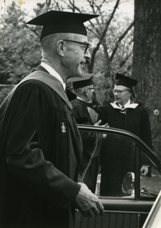 Installation of Don Gordon - Digital Commonwealth