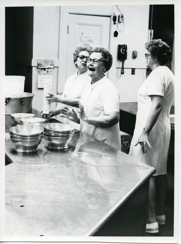 Kitchen staff (Abbot Academy) - Digital Commonwealth