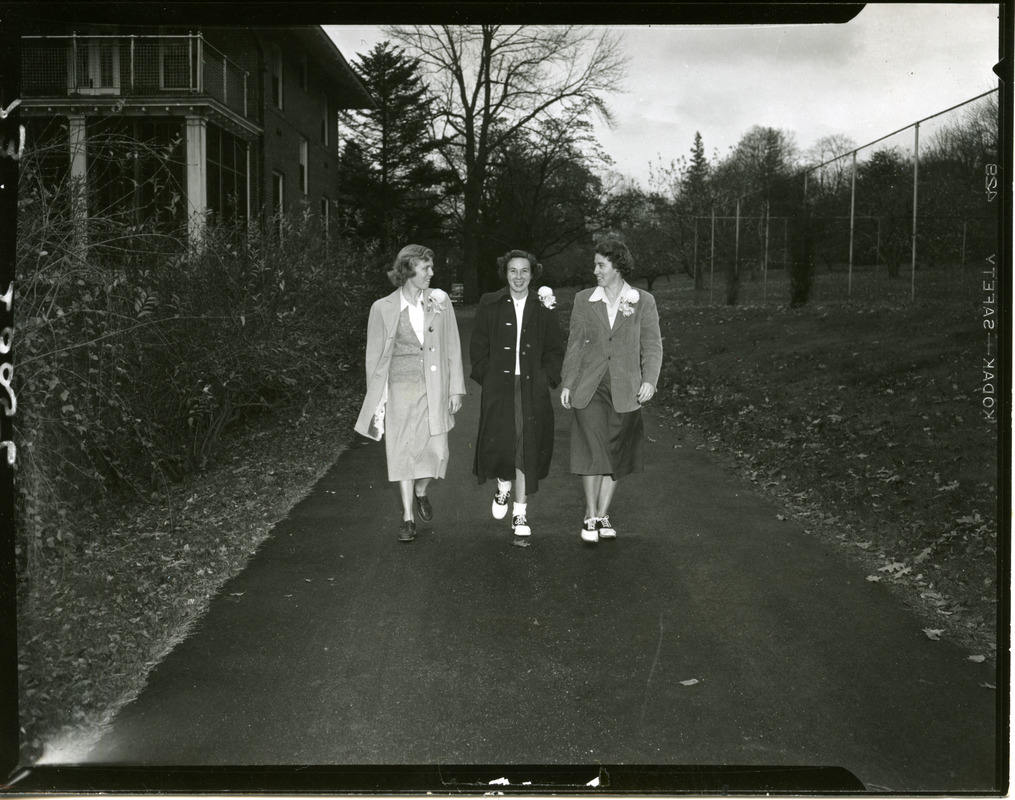 Physical Education faculty (Abbot Academy) - Digital Commonwealth