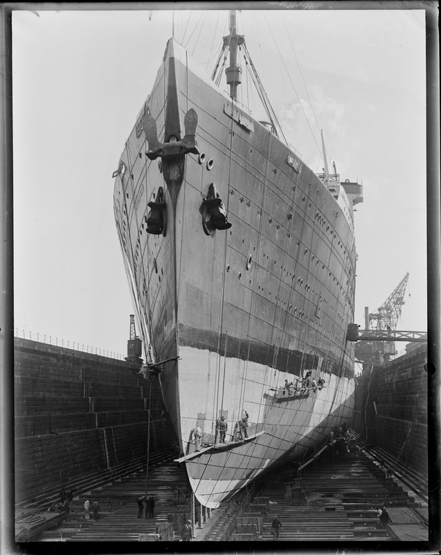 SS Leviathan in drydock - Digital Commonwealth