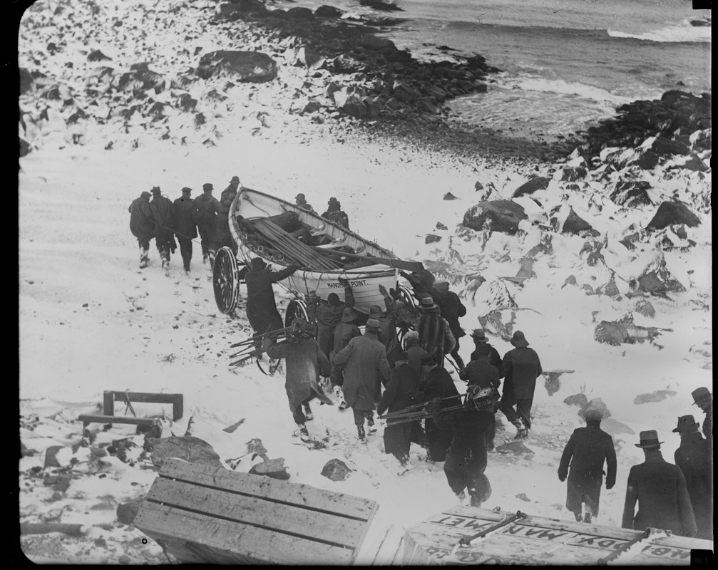 Manomet life saving off to do their bit for the SS Robert E. Lee ...