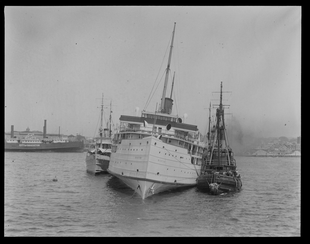SS Boston - rammed off Newport, R.I. - Digital Commonwealth