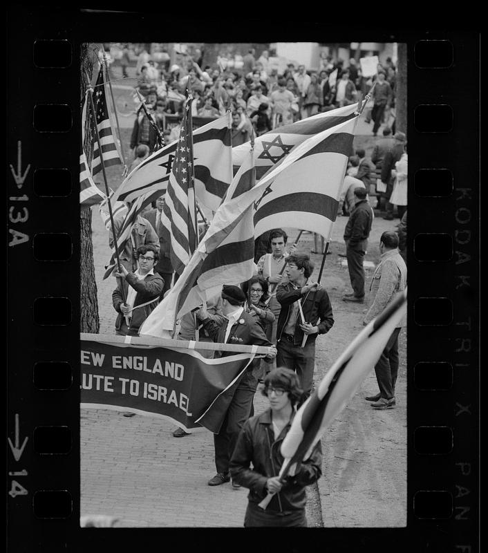 Pro-Israel rally at Tremont Street bandstand, Boston Common - Digital ...