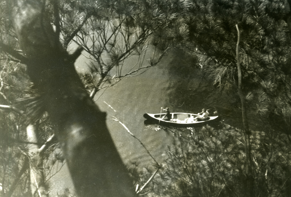 Canoeing on the Shawsheen River - Digital Commonwealth