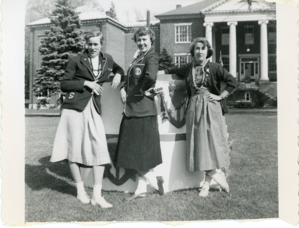 Sarah Harrington, Betsy Beeson, Gail Husted - Digital Commonwealth