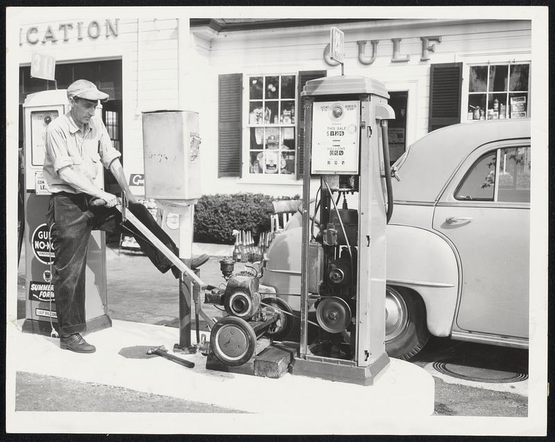 Yep, She Pumps--Cleverest Yankee trick of the hurricane was probably ...
