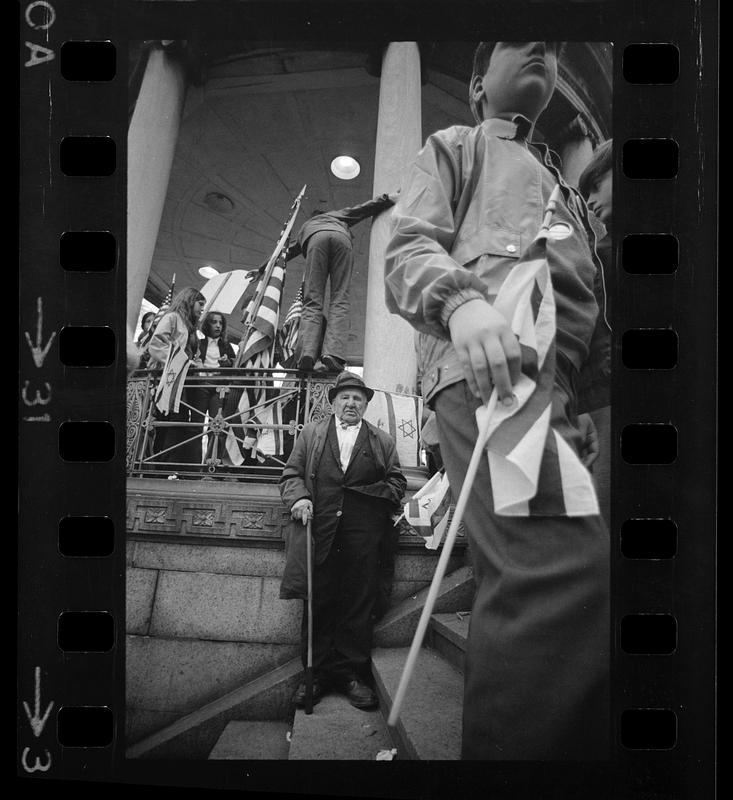 Pro-Israel rally at Tremont Street bandstand, Boston Common - Digital ...