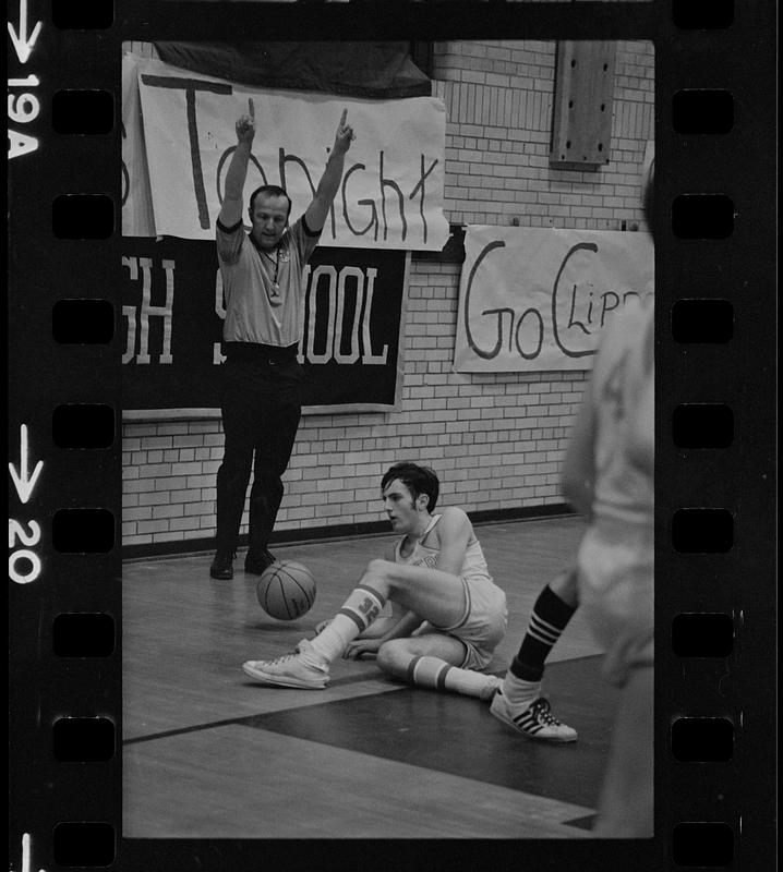 Boy’s basketball, coach Bob Welch - Digital Commonwealth