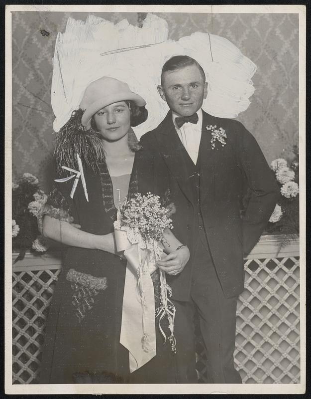 Earl Sande and Wife. Earl Sande, and his wife. Earl Sande is to ride ...