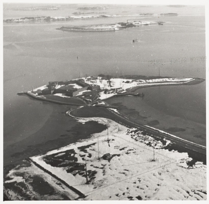 Fort Independence, Castle Island, S. Boston - Digital Commonwealth