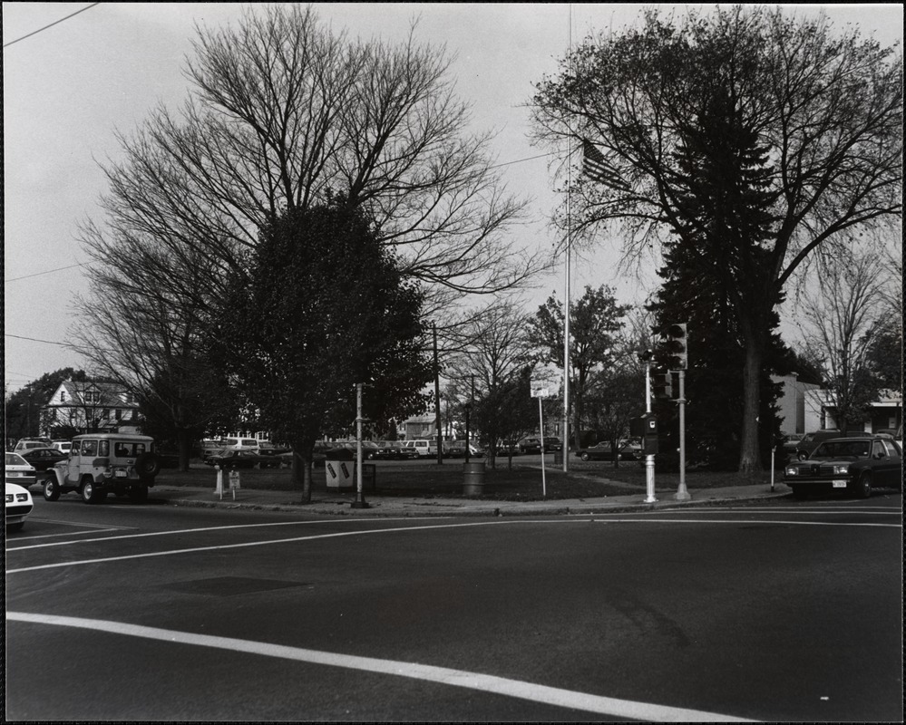Needham Heights Common, late 1980s - Digital Commonwealth