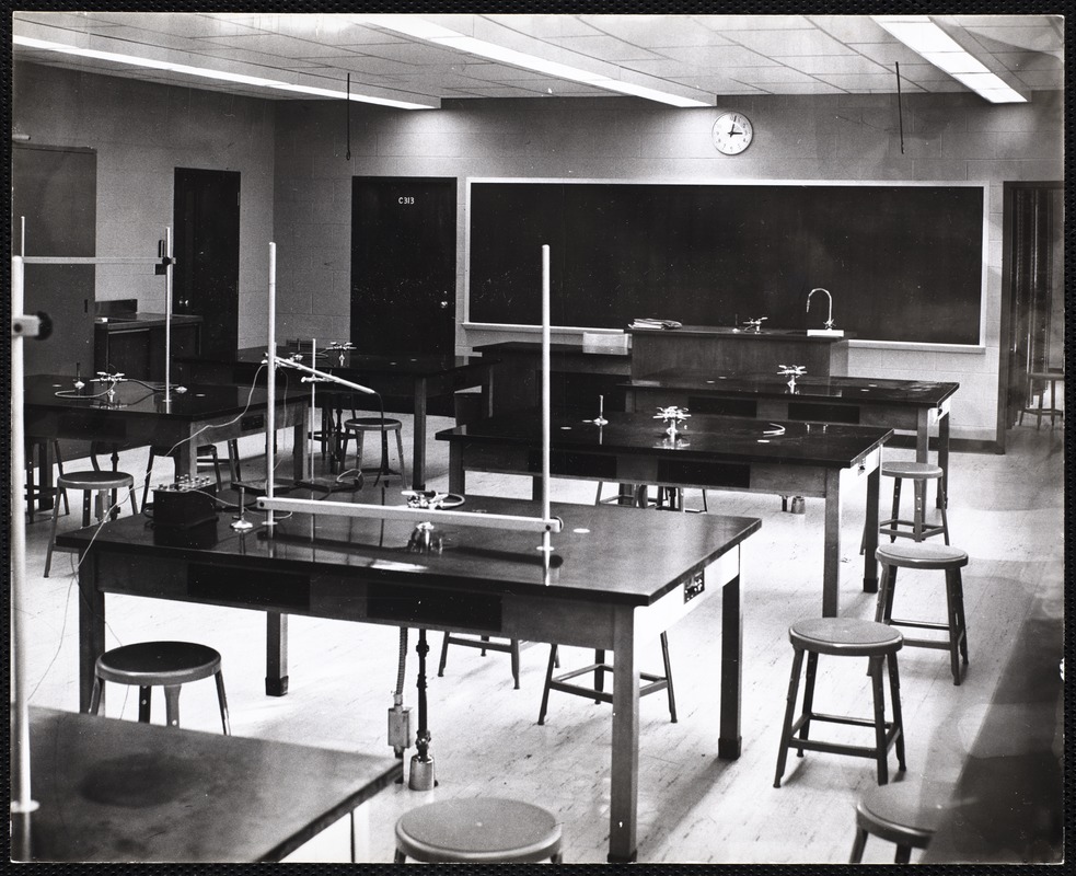 Physics labs - Digital Commonwealth