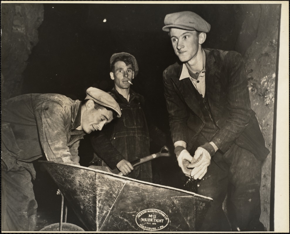 Mica mines - Digital Commonwealth