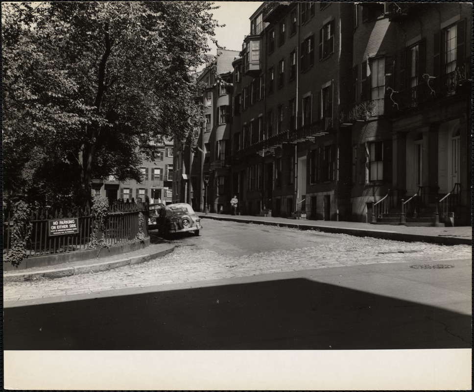 Boston. Louisburg Square - Beacon Hill - Digital Commonwealth