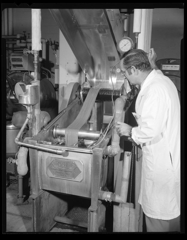 CEMEL - dye shop, labortory dye kettle - Digital Commonwealth