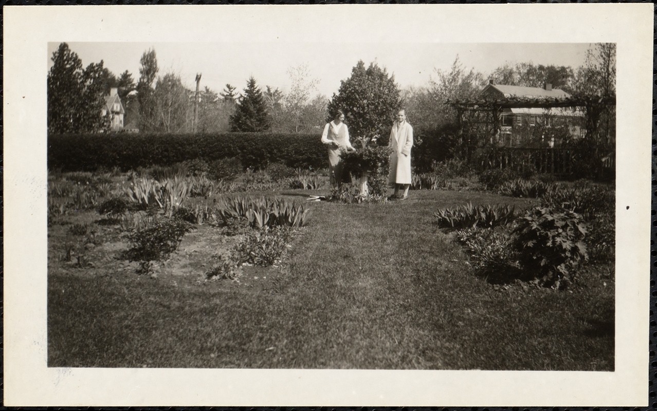 Grove House garden, Pine Manor, Wellesley, Mass. Spring 1926 - Digital ...