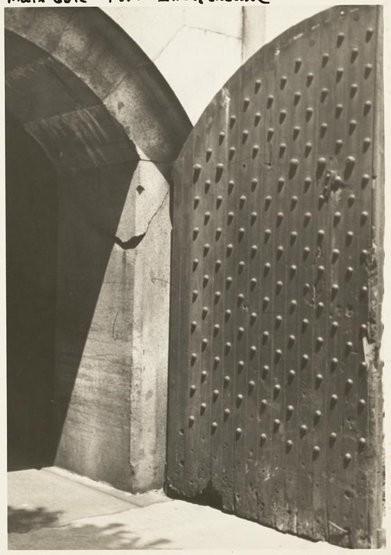 Main gate, Fort Independence - Digital Commonwealth