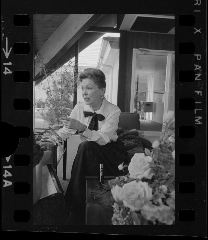 Maureen O'Sullivan, movie star, visits Boston - Digital Commonwealth