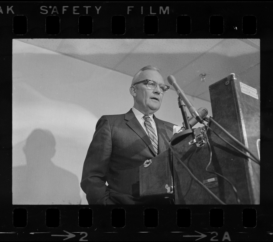 Robert F. Ott tells news conference that he is quitting as State ...