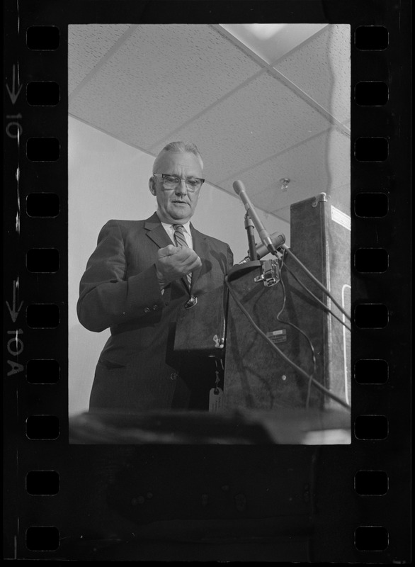 Robert F. Ott tells news conference that he is quitting as State ...