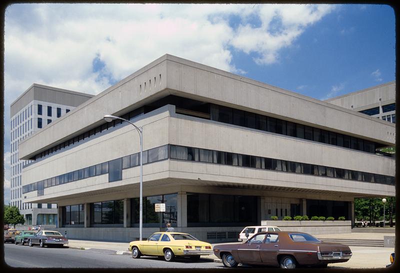 Polaroid building, 549 Main at Technology Square - Digital Commonwealth