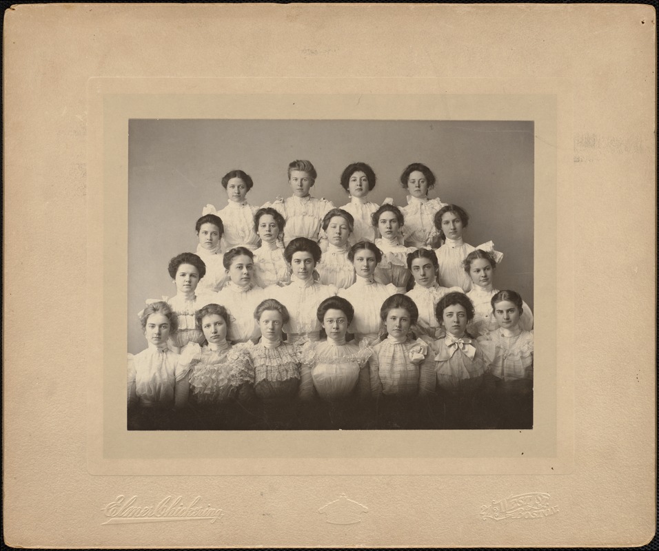 Dana Hall Graduating Class of 1898 - Digital Commonwealth